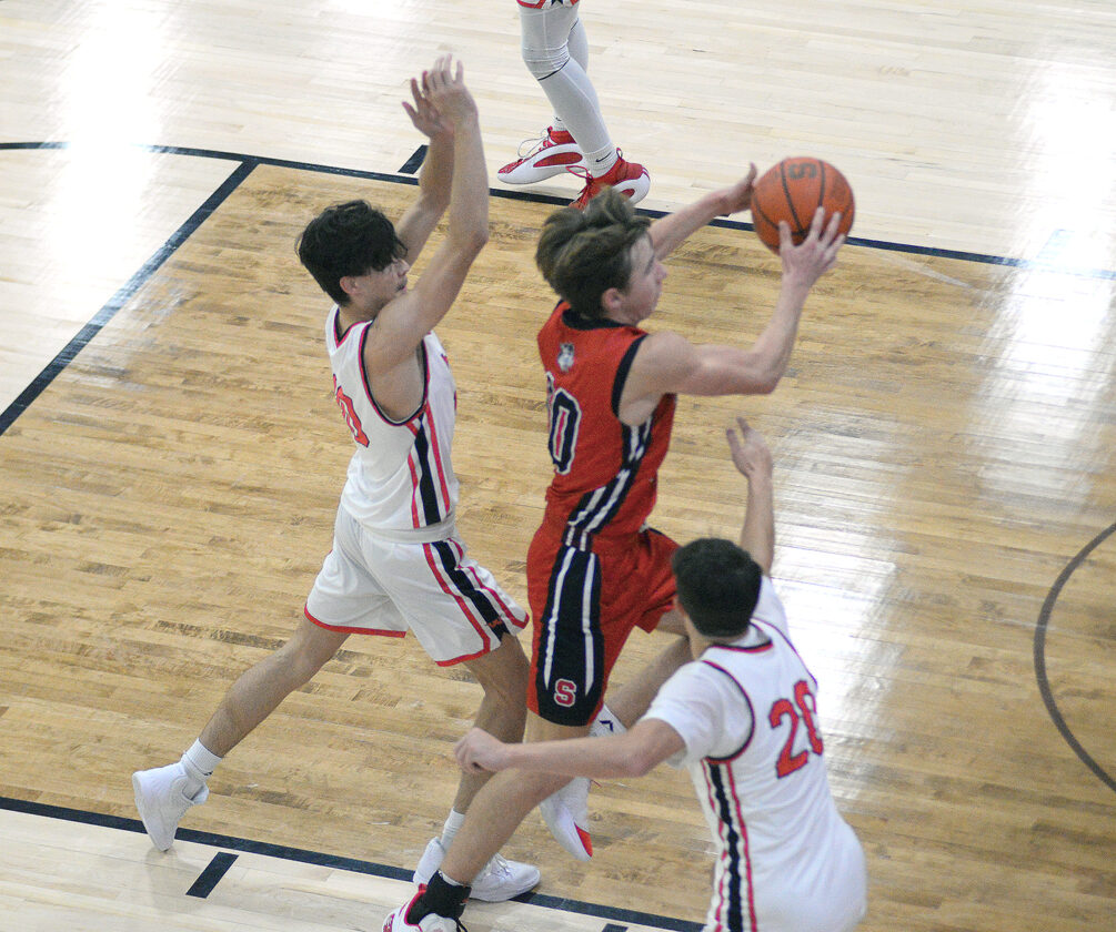 Big Red gets rolling past Weir High | News, Sports, Jobs - The Herald Star